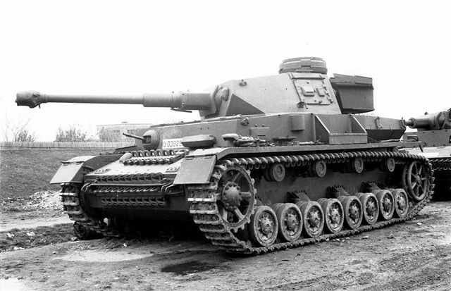[TMP] "75mm kwk 37L24 guns on Panzer IVs" Topic